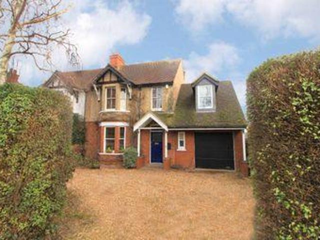 4 Bedrooms Semi detached house for sale in Kimbolton Road, Bedford MK41