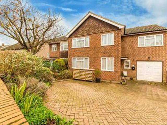 4 Bedrooms Semi detached house for sale in Kingsway, Ware SG12