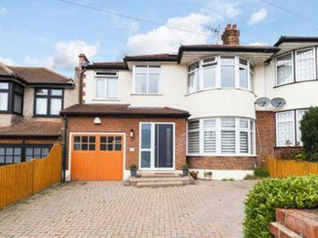 4 Bedrooms Semi detached house for sale in Kings Avenue, Woodford Green IG8