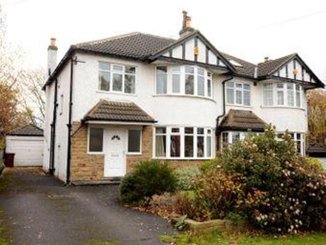 4 Bedrooms Semi detached house for sale in Kings Mount, Leeds, West Yorkshire LS17