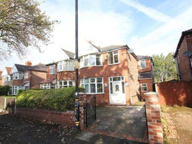 4 Bedrooms Semi detached house for sale in Kings Road, Stretford, Manchester M32