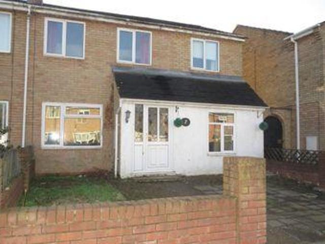4 Bedrooms Semi detached house for sale in Kirby Close, Sapcote, Leicester LE9