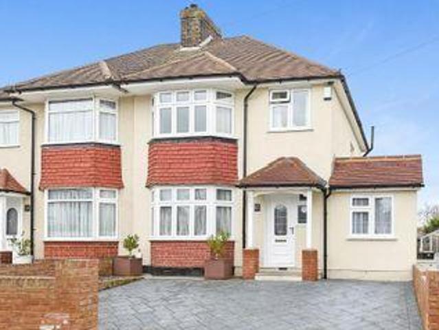 4 Bedrooms Semi detached house for sale in Kynaston Road, Orpington, Kent BR5