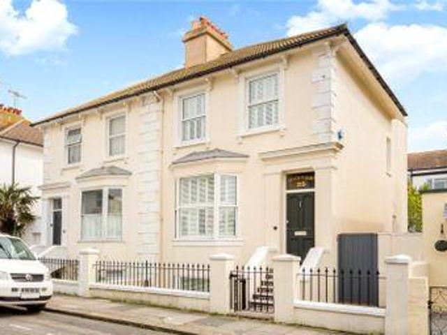 4 Bedrooms Semi detached house for sale in Hova Villas, Hove, East Sussex BN3
