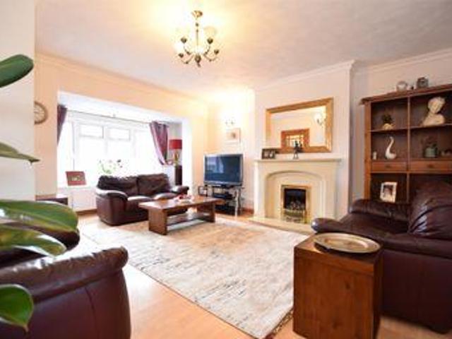 4 Bedrooms Semi detached house for sale in Holsom Close, Bristol BS14