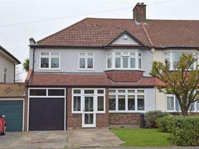 4 Bedrooms Semi detached house for sale in Horncastle Road, Lee, London SE12
