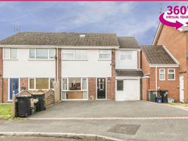 4 Bedrooms Semi detached house for sale in Hazel Walk, Caerleon, Newport NP18