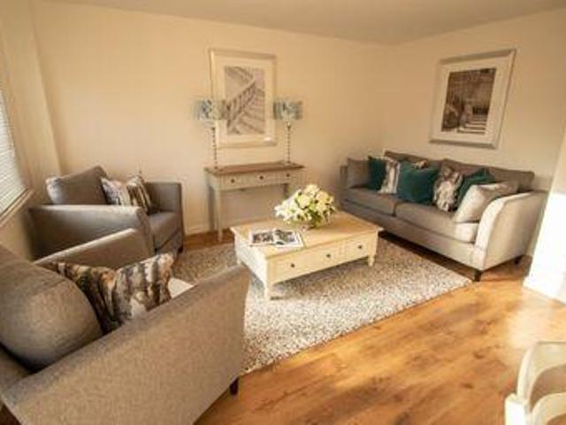 4 Bedrooms Semi detached house for sale in Harker Drive, Coalville LE67