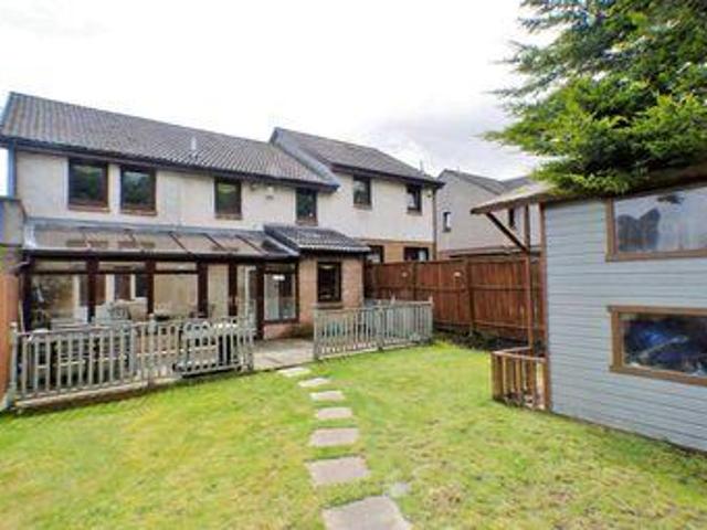 4 Bedrooms Semi detached house for sale in Harris Close, Newton Mearns, Glasgow G77