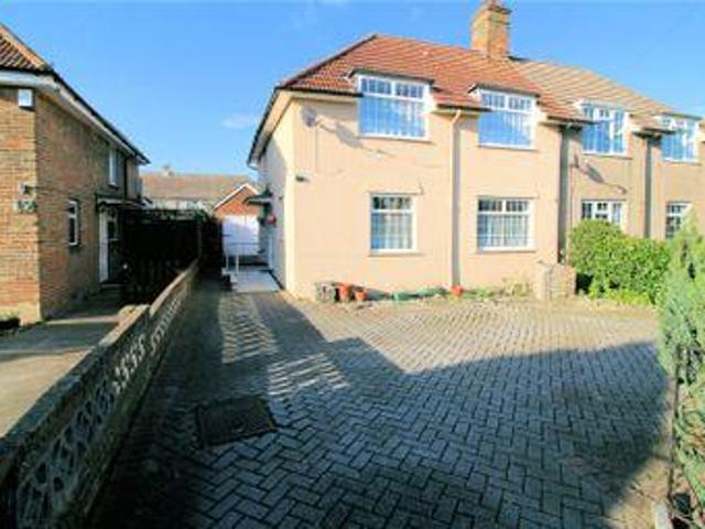 4 Bedrooms Semi detached house for sale in Heath Way, Northumberland Heath, Kent DA8