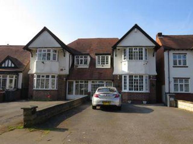 4 Bedrooms Semi detached house for sale in Highfield Road, Hall Green, Birmingham B28