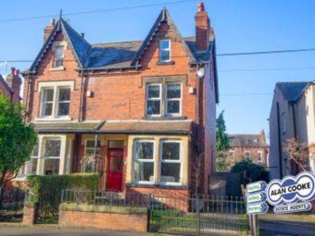 4 Bedrooms Semi detached house for sale in Jackson Avenue, Leeds LS8