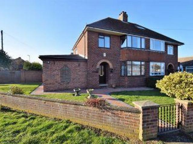 4 Bedrooms Semi detached house for sale in Oak Road, Flitwick, Bedford MK45
