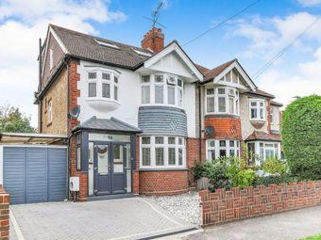4 Bedrooms Semi detached house for sale in Oakleigh Avenue, Surbiton KT6