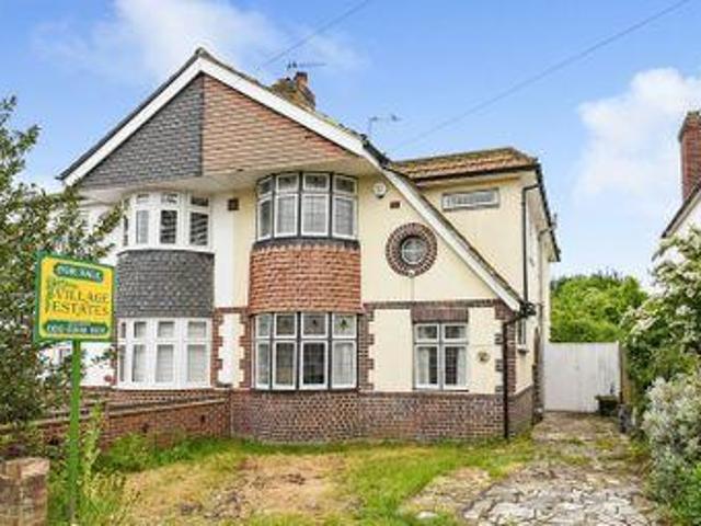 4 Bedrooms Semi detached house for sale in Old Farm Avenue, Sidcup DA15