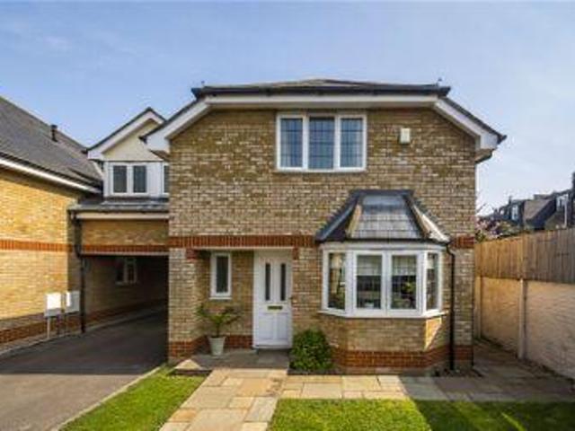 4 Bedrooms Semi detached house for sale in Orchard Mews, Franche Court Road, London SW17