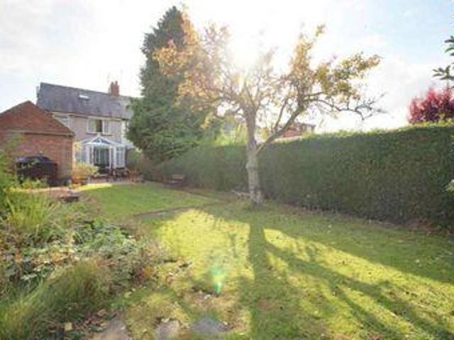 4 Bedrooms Semi detached house for sale in Osbaldwick Lane, York YO10