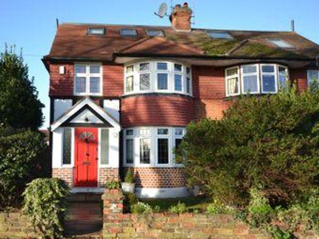 4 Bedrooms Semi detached house for sale in Latchmere Lane, Kingston Upon Thames KT2