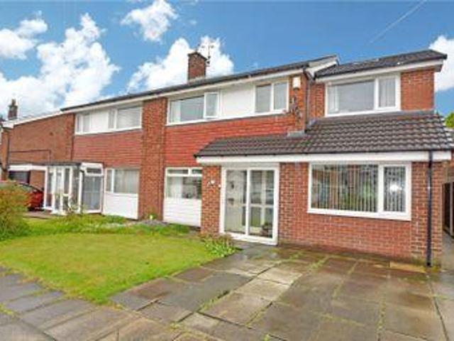 4 Bedrooms Semi detached house for sale in Leyton Drive, Bury, Greater Manchester BL9