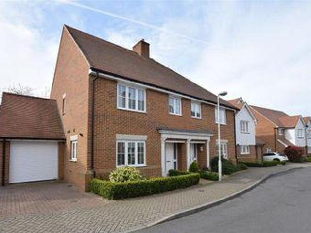 4 Bedrooms Semi detached house for sale in Leonard Gould Way, Loose, Maidstone, Kent ME15