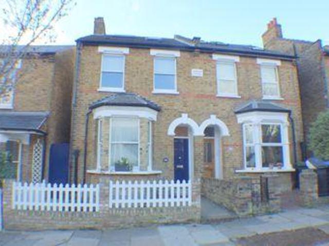 4 Bedrooms Semi detached house for sale in Morley Hill, Enfield EN2