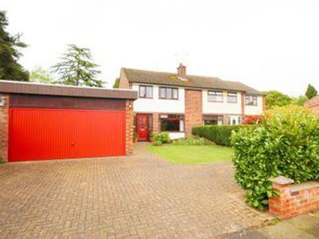 4 Bedrooms Semi detached house for sale in Moss Lane, Cuddington, Cheshire CW8