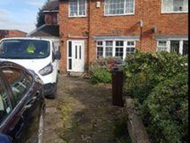 4 Bedrooms Semi detached house for sale in Mauncer Drive, Sheffield, Sheffield S13