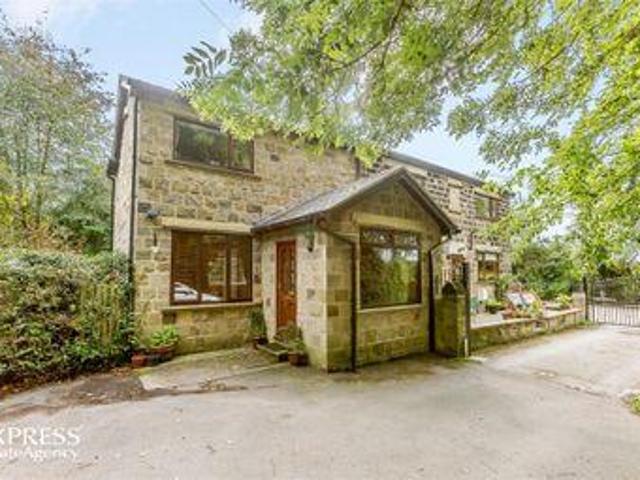 4 Bedrooms Semi detached house for sale in Main Street, Shadwell, Leeds, West Yorkshire LS17