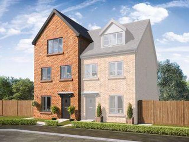 4 Bedrooms Semi detached house for sale in Meadow View Off Highclove Lane, Worsley M28