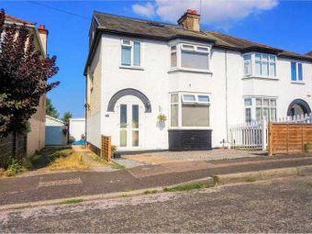 4 Bedrooms Semi detached house for sale in Mitchell Avenue, Gravesend DA11