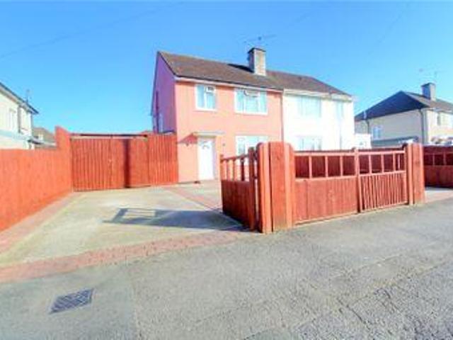4 Bedrooms Semi detached house for sale in Northumberland Avenue, Reading, Berkshire RG2