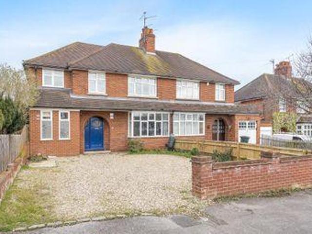 4 Bedrooms Semi detached house for sale in Southcote Farm Lane, Reading RG30