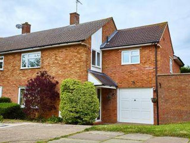 4 Bedrooms Semi detached house for sale in Southern Way, Letchworth Garden City SG6