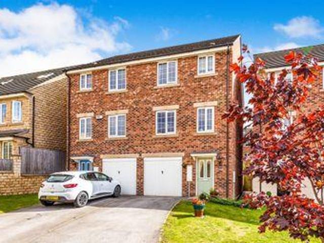 4 Bedrooms Semi detached house for sale in Silverwood Road, Woolley Grange, Barnsley S75