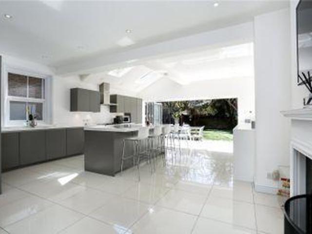 4 Bedrooms Semi detached house for sale in St Marks Road, Windsor, Berkshire SL4