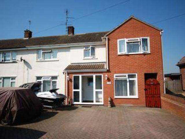 4 Bedrooms Semi detached house for sale in St. Nicholas Road, Southminster CM0