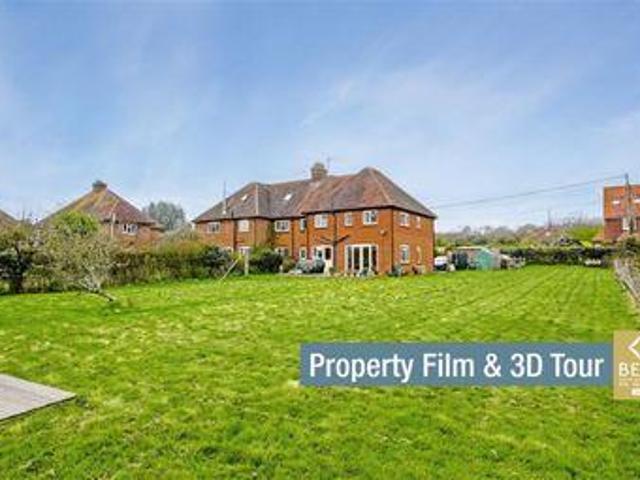 4 Bedrooms Semi detached house for sale in Station Road, Berwick, Polegate BN26