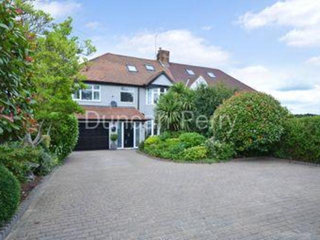 4 Bedrooms Semi detached house for sale in Swanley Bar Lane, Little Heath, Herts EN6