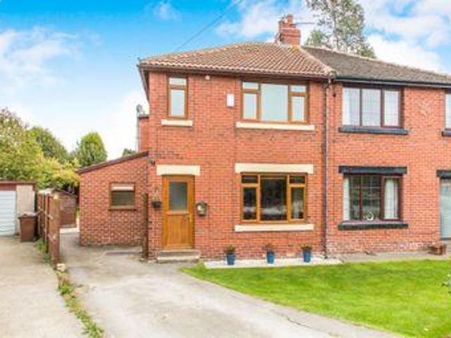 4 Bedrooms Semi detached house for sale in Poplar Crescent, Tingley, Wakefield WF3