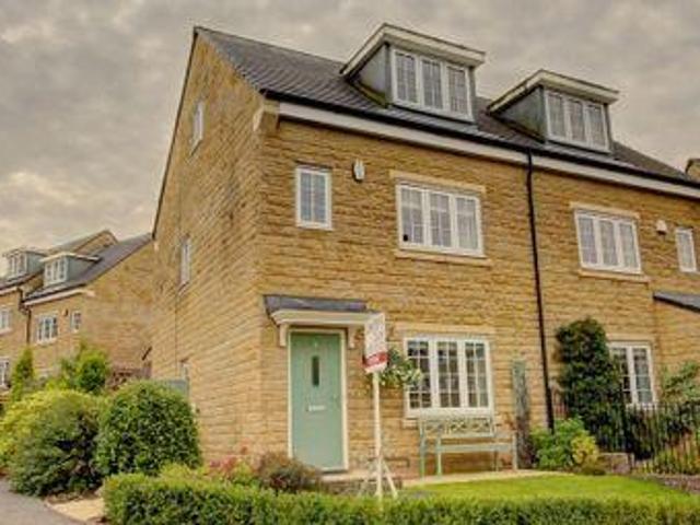 4 Bedrooms Semi detached house for sale in Paxton Place, Buxton SK17
