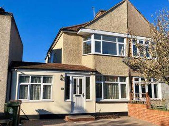 4 Bedrooms Semi detached house for sale in Penhill Road, Bexley DA5