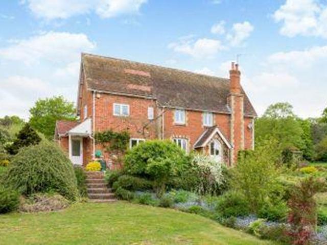 4 Bedrooms Semi detached house for sale in Perry Hill, Worplesdon, Guildford GU3
