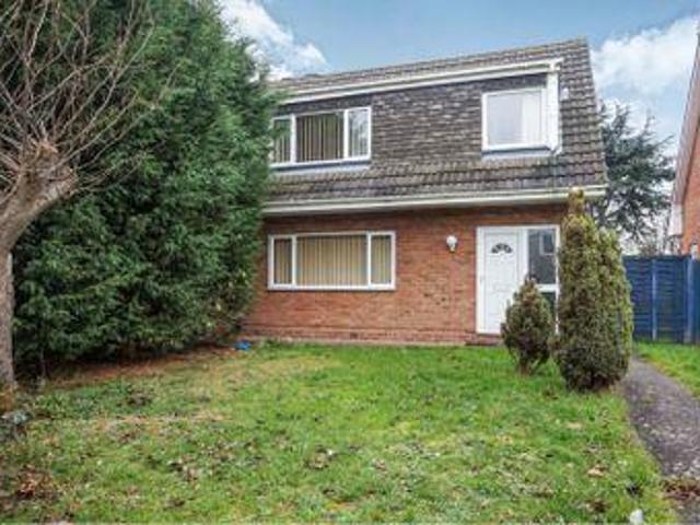 4 Bedrooms Semi detached house for sale in Piccadilly Close, Birmingham B37