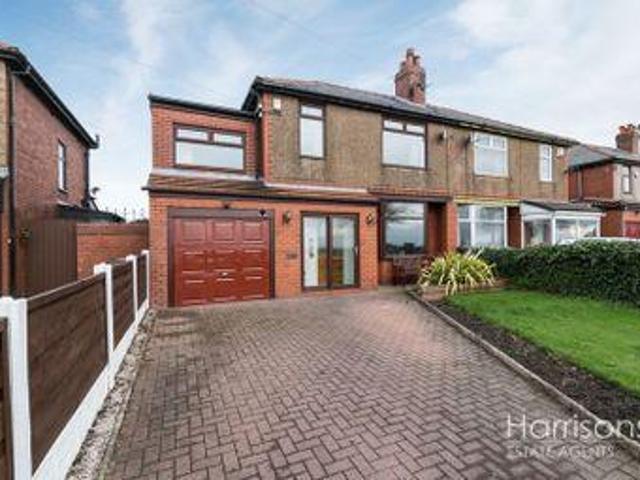 4 Bedrooms Semi detached house for sale in Plodder Lane, Bolton, Lancashire. >>Video Tour   BL4