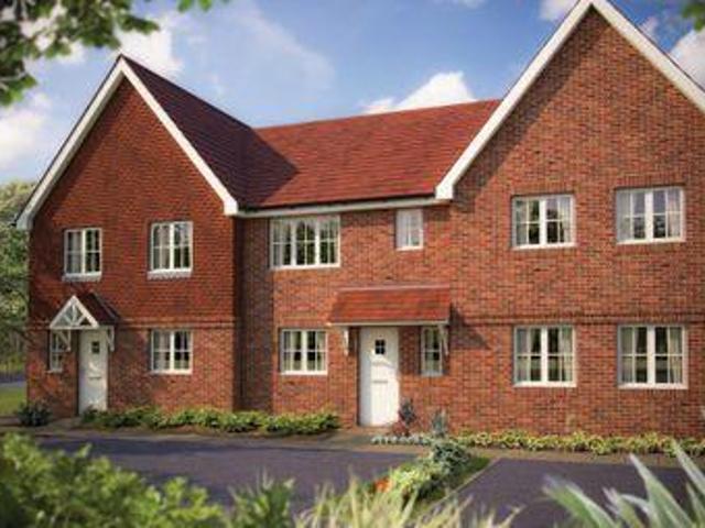 4 Bedrooms Semi detached house for sale in Priestley Road, Basingstoke RG24