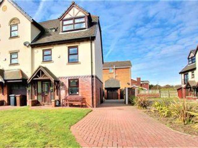 4 Bedrooms Semi detached house for sale in Ramleh Park, Crosby, Liverpool L23