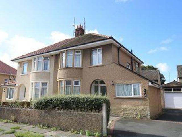4 Bedrooms Semi detached house for sale in Richmond Avenue, Morecambe LA4