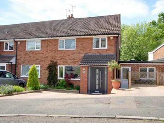4 Bedrooms Semi detached house for sale in Ridge Lea, Hemel Hempstead HP1