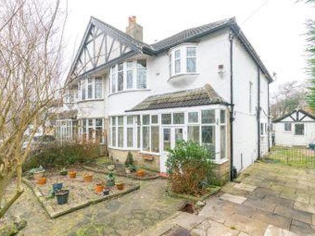 4 Bedrooms Semi detached house for sale in Woodbourne Avenue, Leeds, West Yorkshire LS17