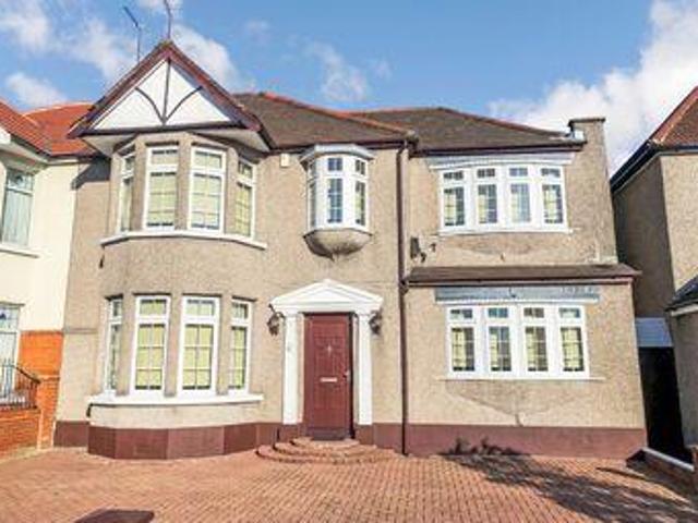 4 Bedrooms Semi detached house for sale in Woodford Avenue, Gants Hill IG2